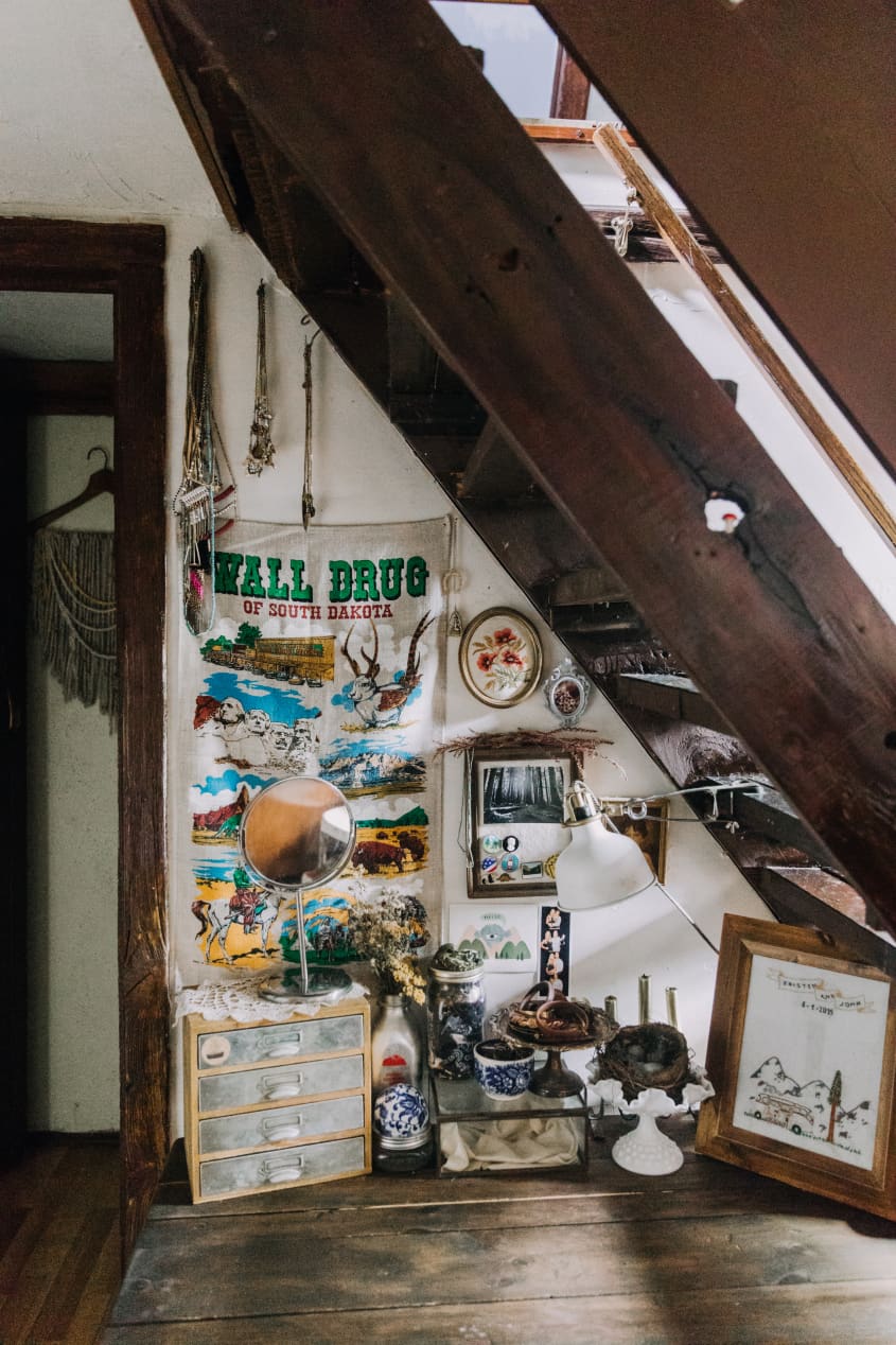 Tiny House Tour: A 370-Square-Foot Carriage House | Apartment Therapy