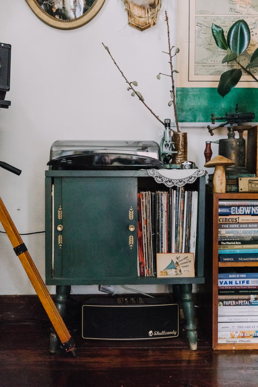 Tiny House Tour: A 370-Square-Foot Carriage House | Apartment Therapy