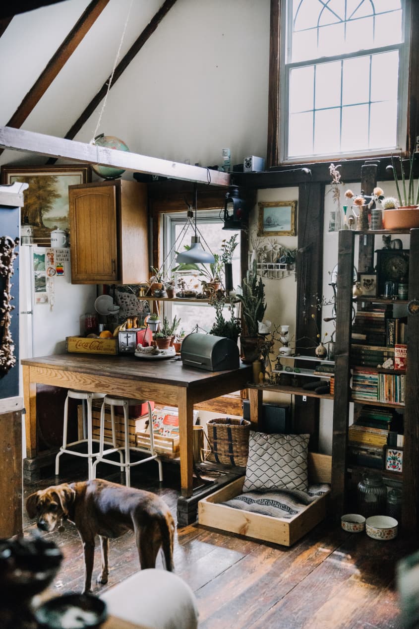 Tiny House Tour: A 370-Square-Foot Carriage House | Apartment Therapy