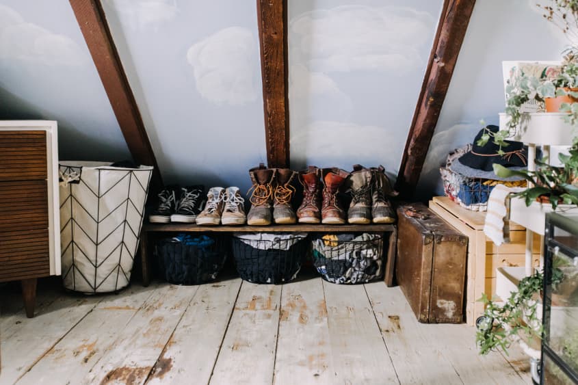 Tiny House Tour: A 370-Square-Foot Carriage House | Apartment Therapy