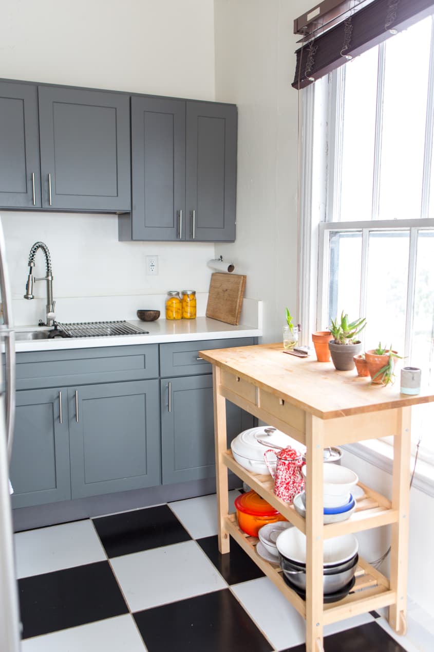 Tour: Lee From America's All-White Minimal LA Studio | Apartment Therapy