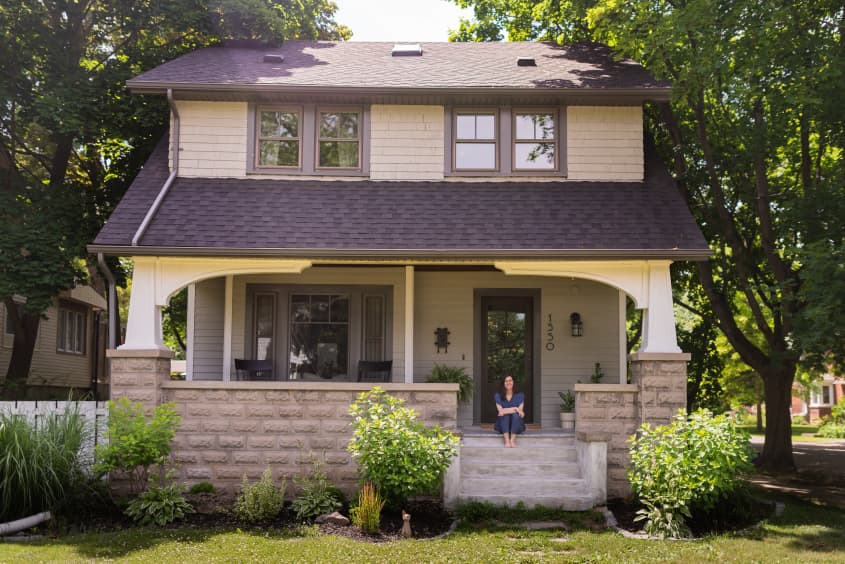 Hey Modest Marce's Minimal, Traditional Canadian Home | Apartment Therapy