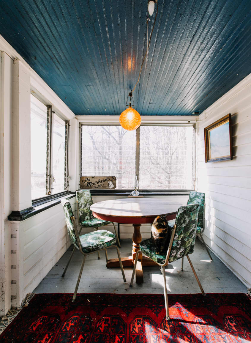 House Tour: A Maryland Rental Home of Full-Time Artists | Apartment Therapy