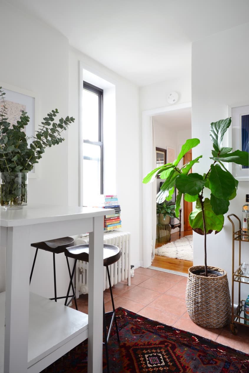 House Tour: A Chic 385-Square-Foot Chelsea Apartment | Apartment Therapy