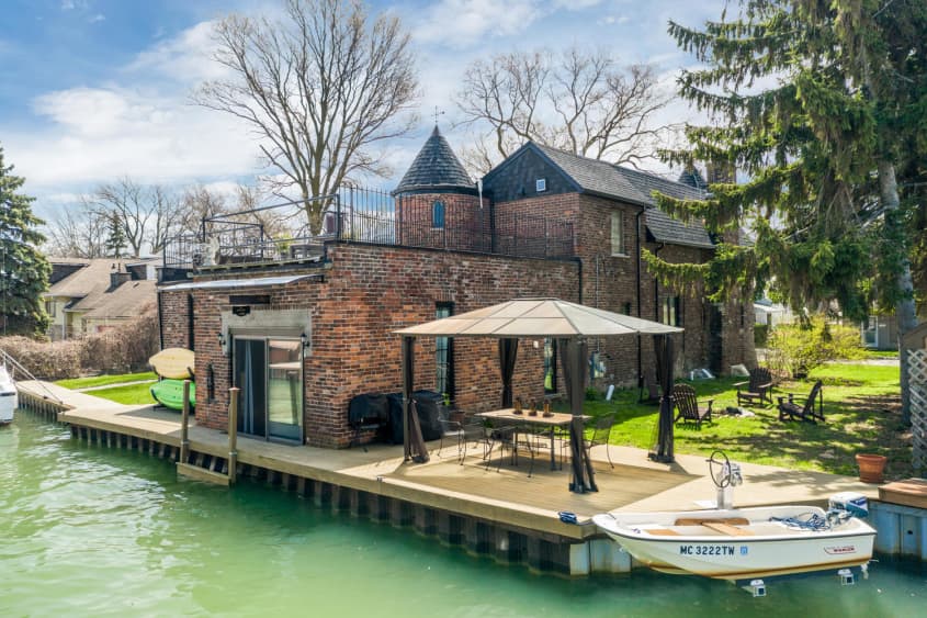 Patti Smith Former House Detroit Photos | Apartment Therapy