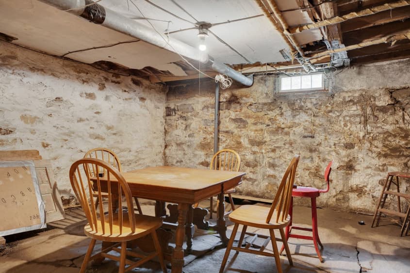 The Conjuring House for Sale | Apartment Therapy