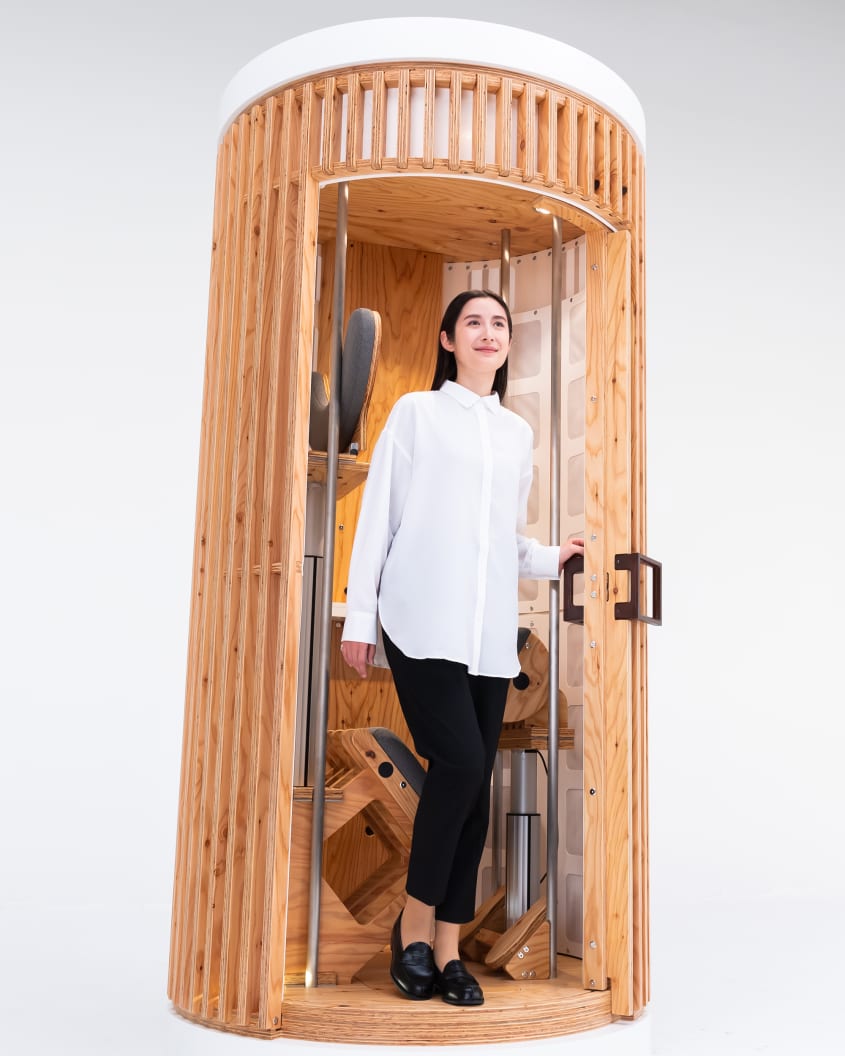 The Giraffenap Pod Lets You Rest Without Lying Down | Apartment Therapy