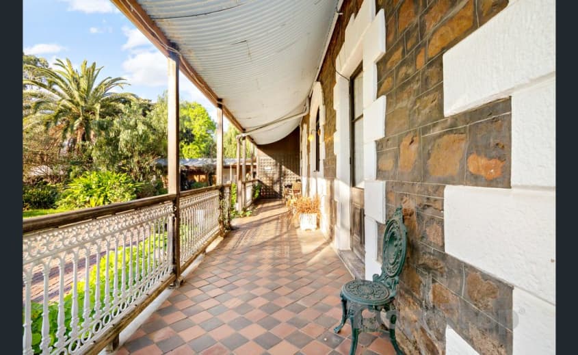 An Australian Mansion With a Horrific Basement Hits the Market for $1 ...