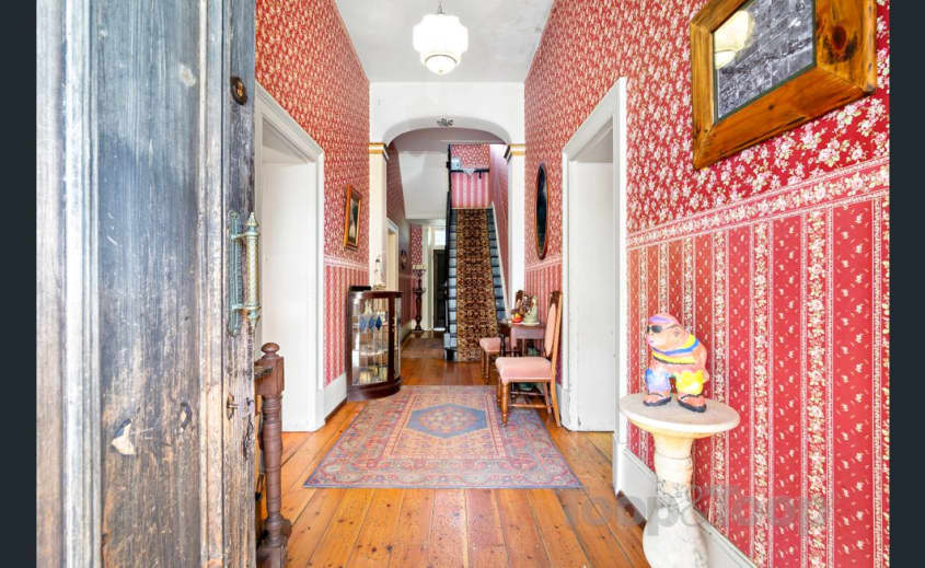An Australian Mansion With a Horrific Basement Hits the Market for $1 ...