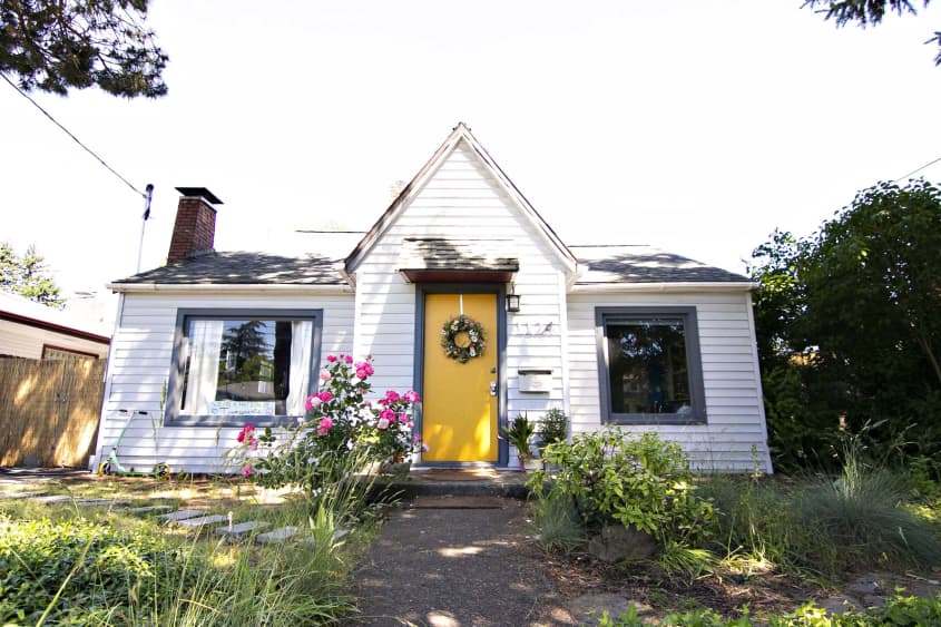 Tour a Colorful Modern Cabin Full of Joy | Apartment Therapy