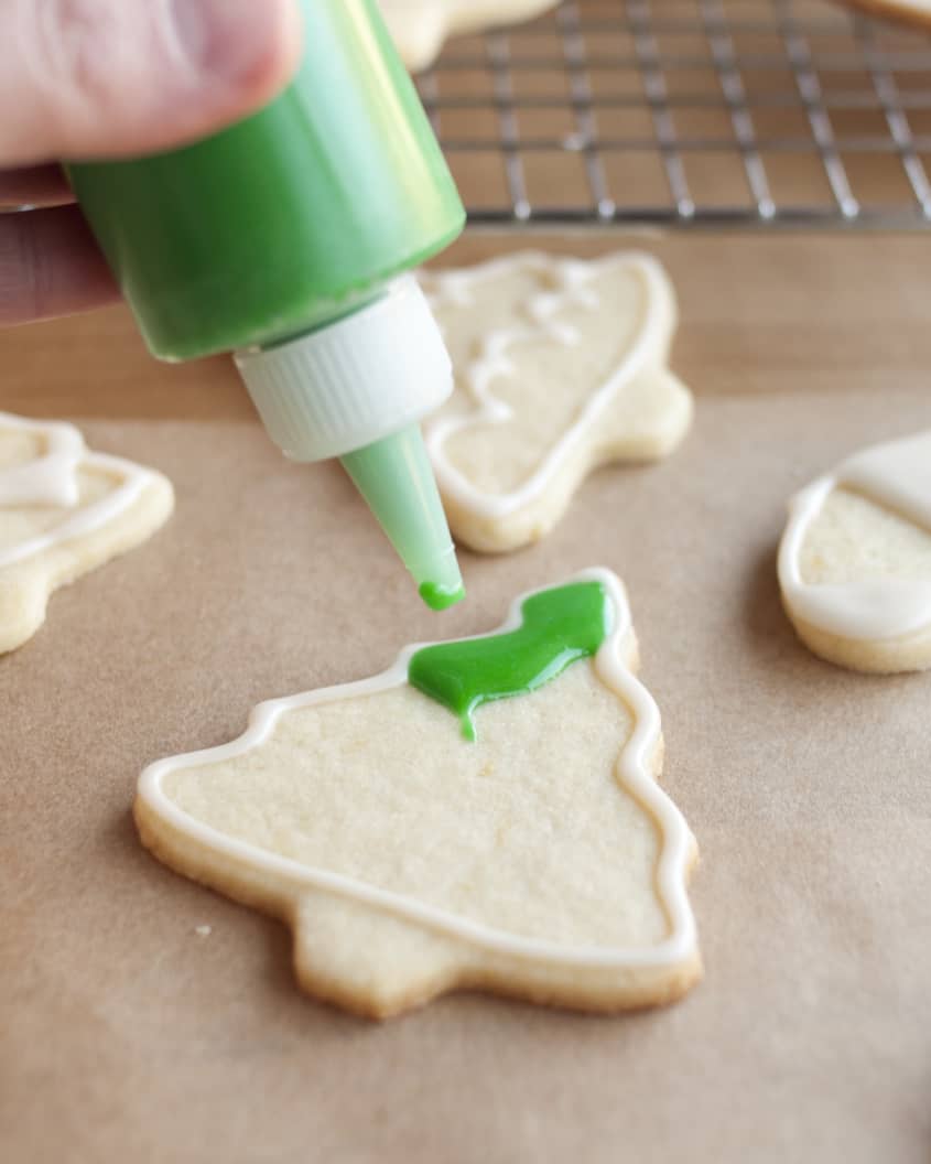 How To Decorate Cookies with Icing: The Easiest Method | The Kitchn