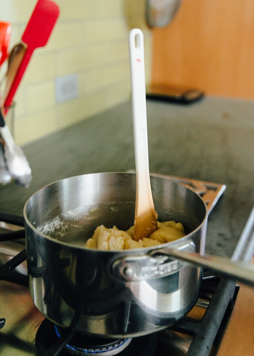 What Is Pâte à Choux Pastry? Recipe (With Light, Airy Interior) | The ...
