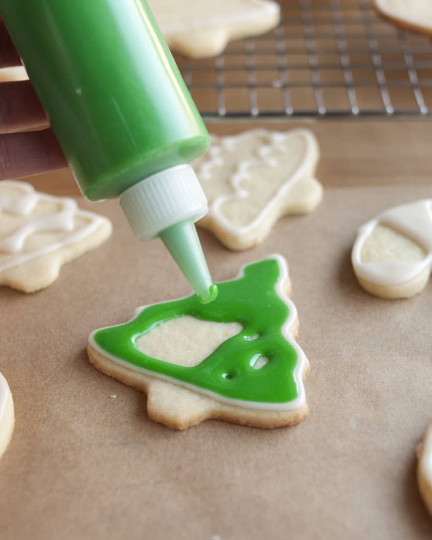 How To Decorate Cookies with Icing: The Easiest Method | The Kitchn