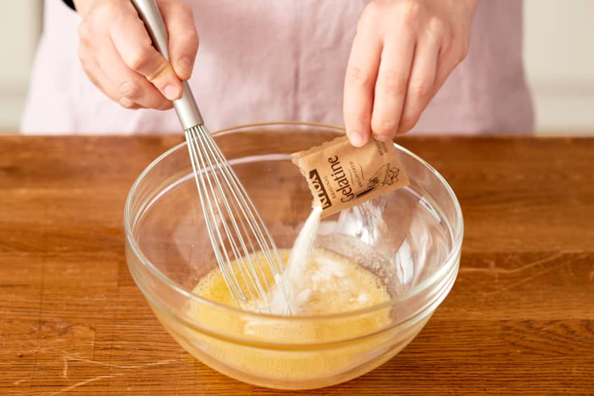 How to Make 3-Layer Jell-O Bars (All-Natural Layered Jell-O Recipe ...