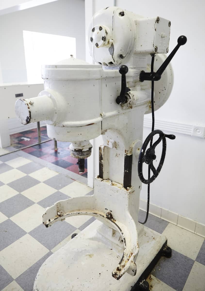 How Indie Candy Uses Vintage Equipment to Work Their Magic | The Kitchn