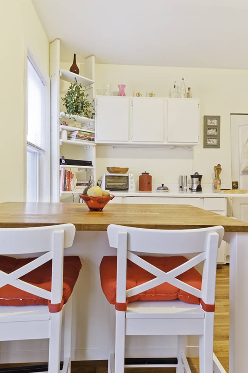 Rubén’s Paella-Making Spanish Kitchen | The Kitchn