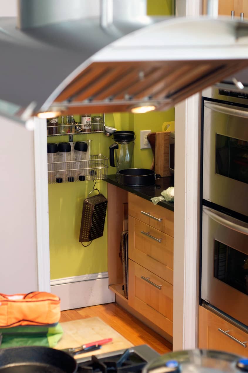 Cook’s Country Editor Eva Katz’s Homey, Hardworking Kitchen | The Kitchn