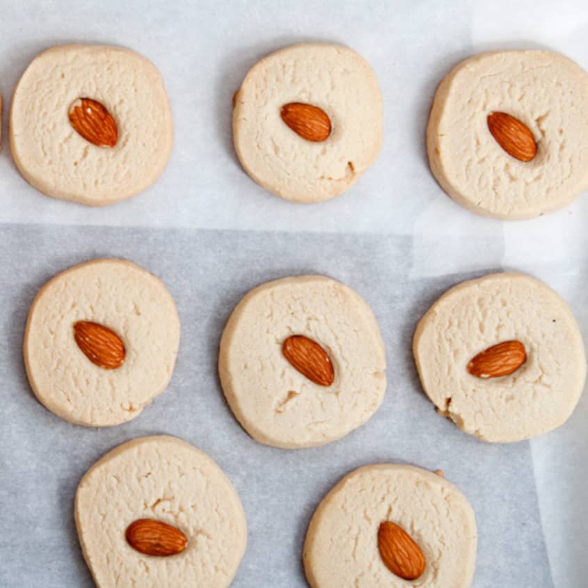 Simple Cookie Recipe: Vegan Vanilla Almond Sandies | The Kitchn
