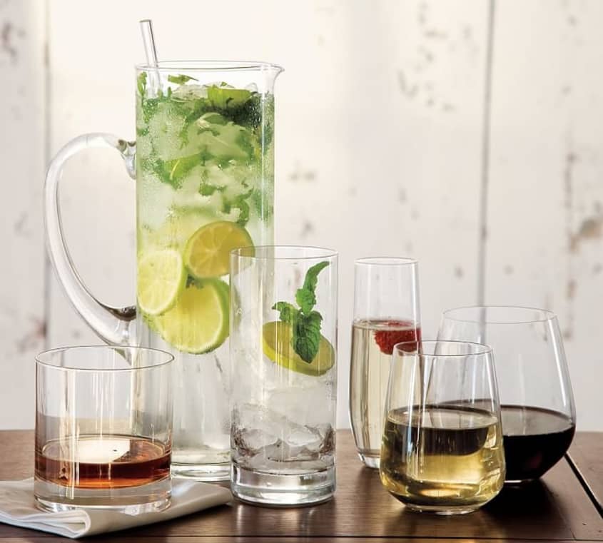 The 10 Essential Dinner Party Pieces to Put on Your Wedding Registry ...