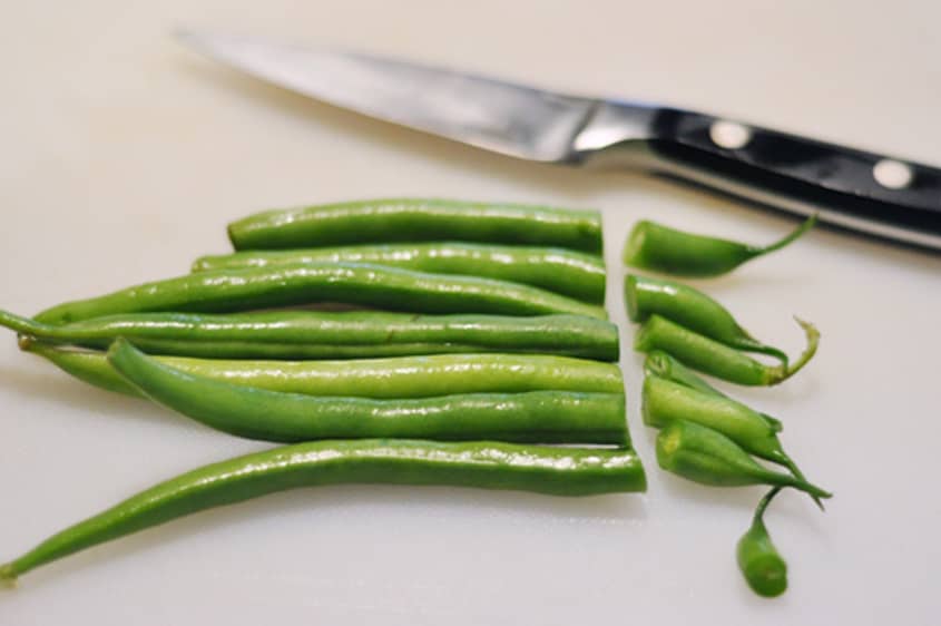 Quick Tip: How to Quickly Trim a Big Pile of Beans | The Kitchn