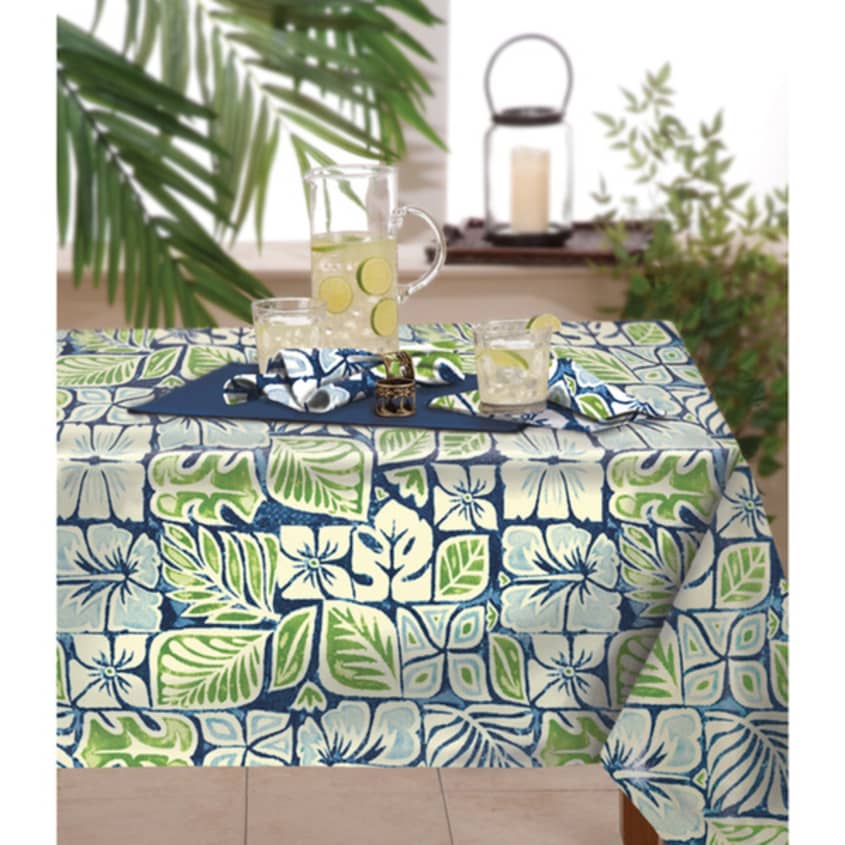 8 Tablecloths to Dress Up a Public Picnic Table | The Kitchn
