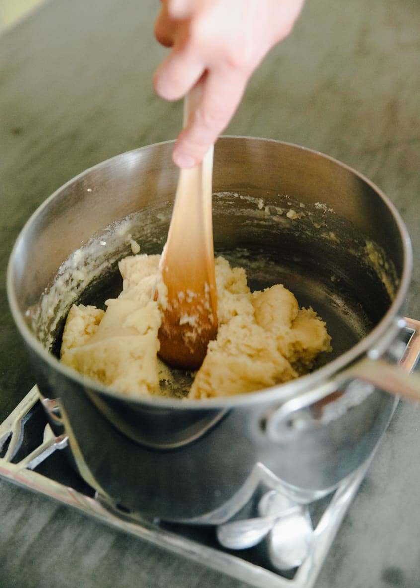 What Is Pâte à Choux Pastry? Recipe (With Light, Airy Interior) | The ...