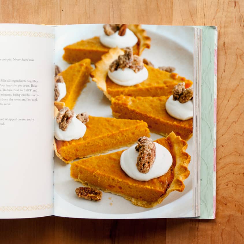 This Cookbook Proves That No One Does Pie Better Than the Amish | The ...