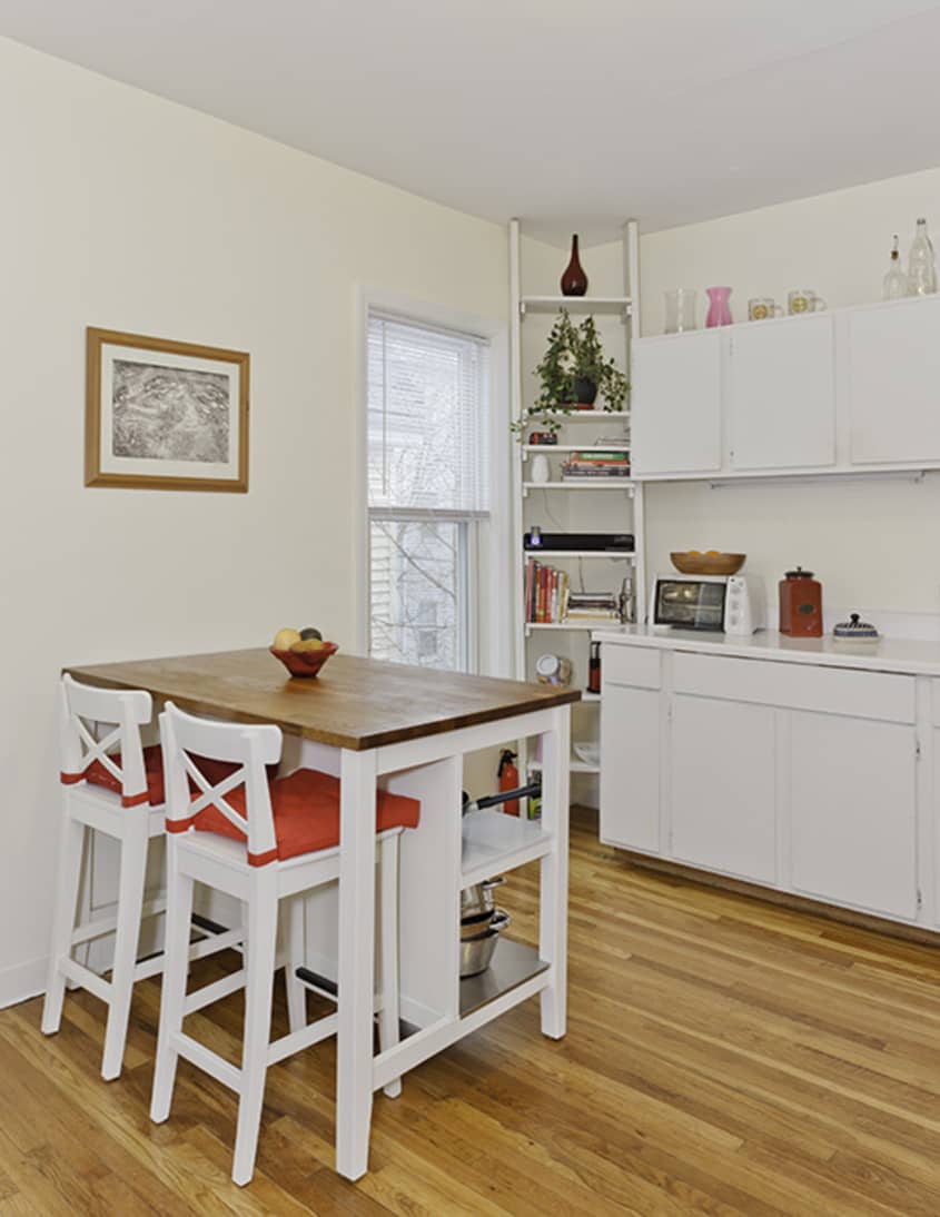 Rubén’s Paella-Making Spanish Kitchen | The Kitchn