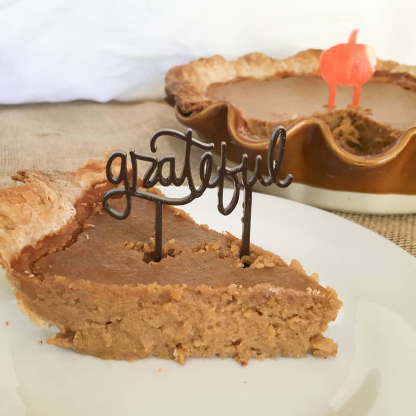 10 Pretty Pie Toppers for Your Thanksgiving Pie | The Kitchn