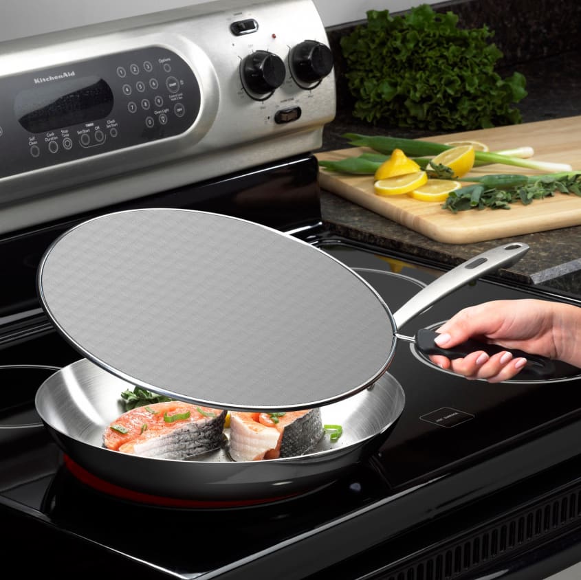 The Odor-Absorbing Splatter Screen | The Kitchn