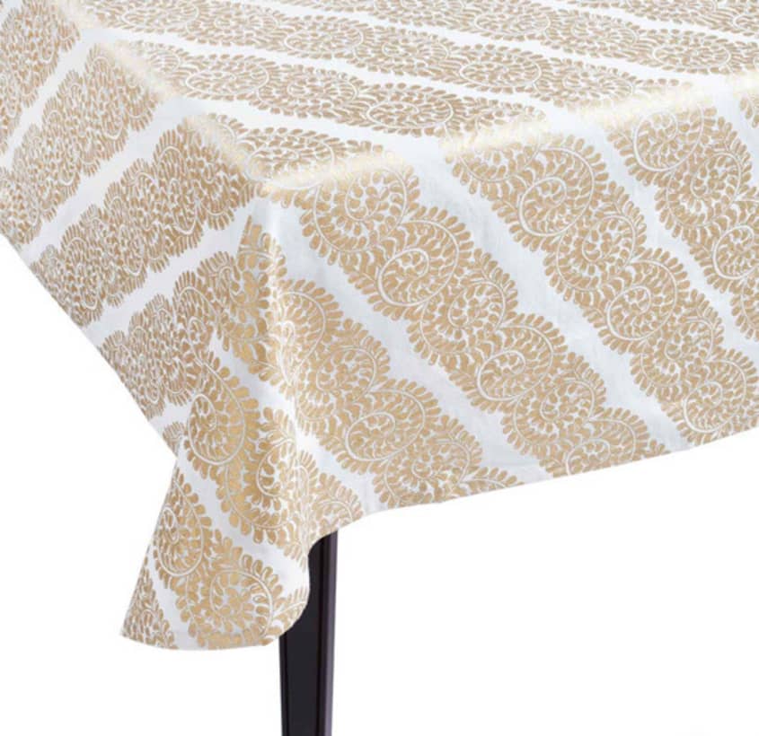 5 Tablecloths For Holiday Entertaining | The Kitchn