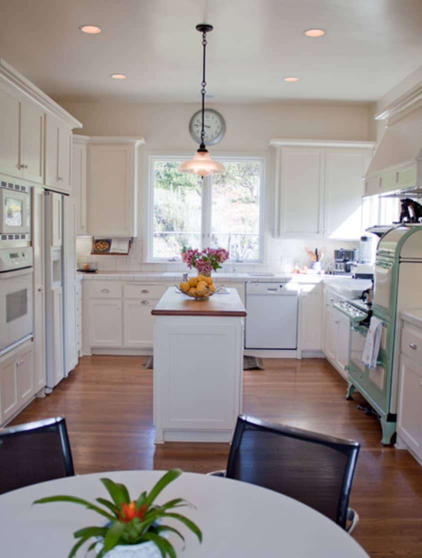 Kitchen Tour: Penelope & Andy’s Heirloom-Filled Kitchen | The Kitchn
