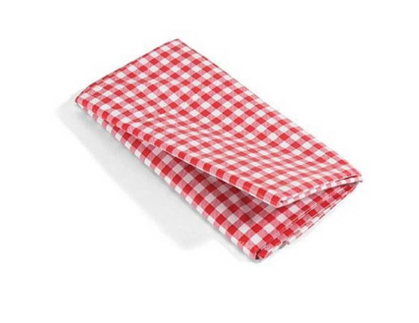 Travel Tip: 5 Things To Carry With You For an Impromptu Picnic | The Kitchn