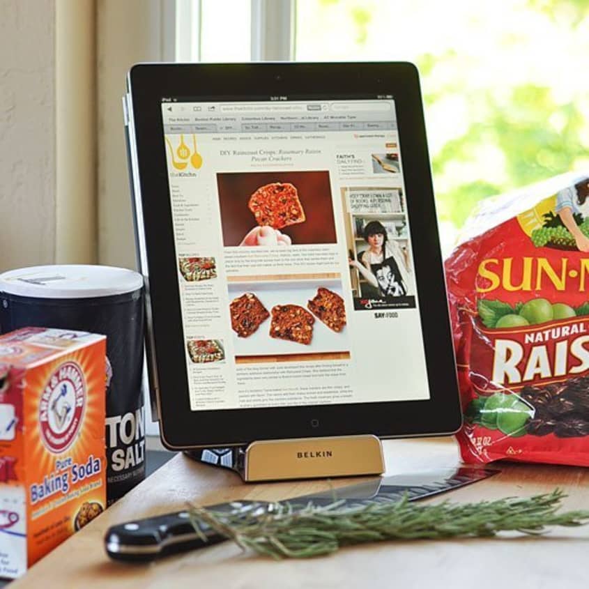 8 iPad and Tablet Stands Made for Cooking in the Kitchen | The Kitchn