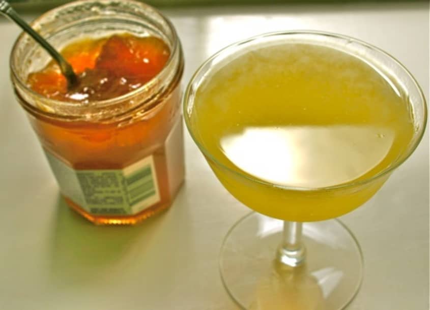A Cocktail for Apricot Lovers: The Knicker Twist Straight Up Cocktails ...