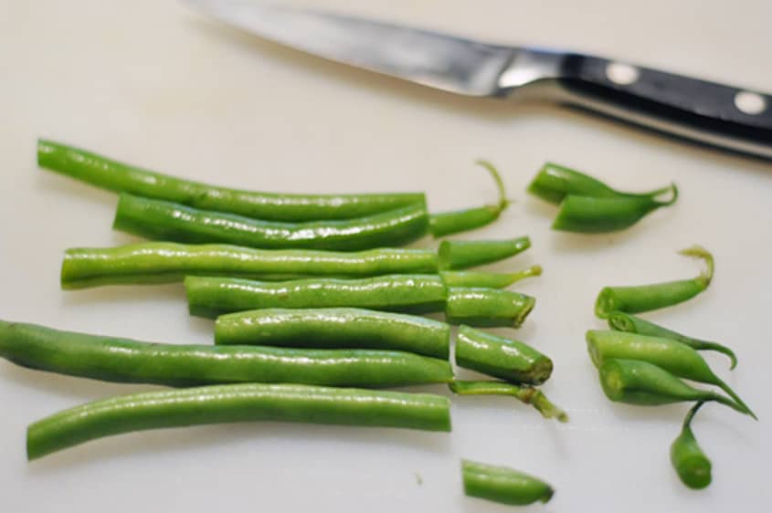 Quick Tip: How to Quickly Trim a Big Pile of Beans | The Kitchn