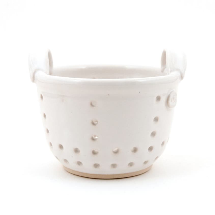 10 Stylish Colanders for Every Berry | The Kitchn