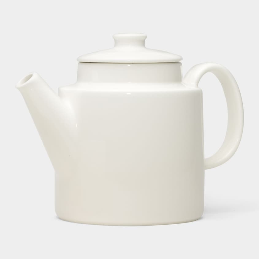 7 Simple & Elegant Teapots for Rainy Fall Afternoons | The Kitchn