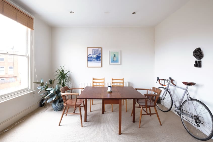 A Simple-Chic Small Flat in London | Apartment Therapy