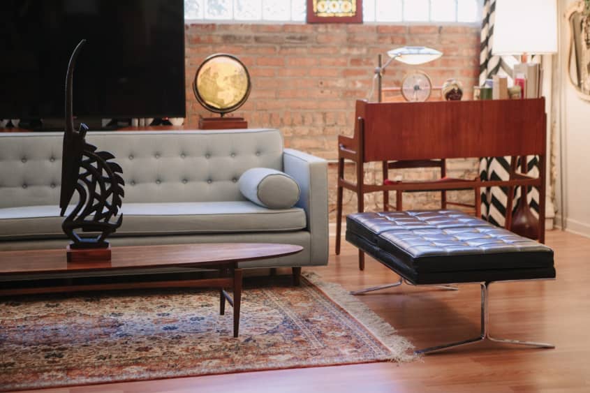 House Tour: A Couple Share a Colorful Chicago Studio | Apartment Therapy