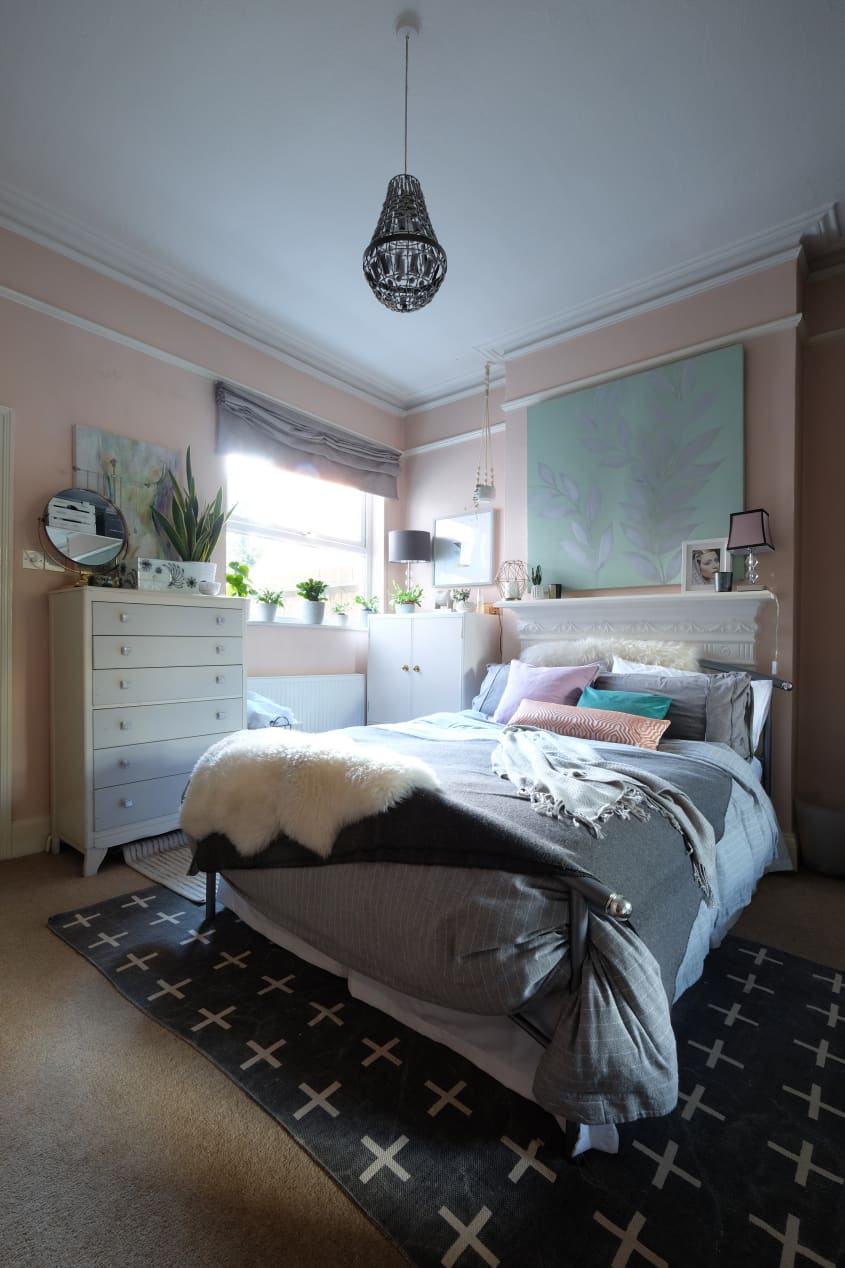 House Tour: An Organic Modern Boho London Flat | Apartment Therapy