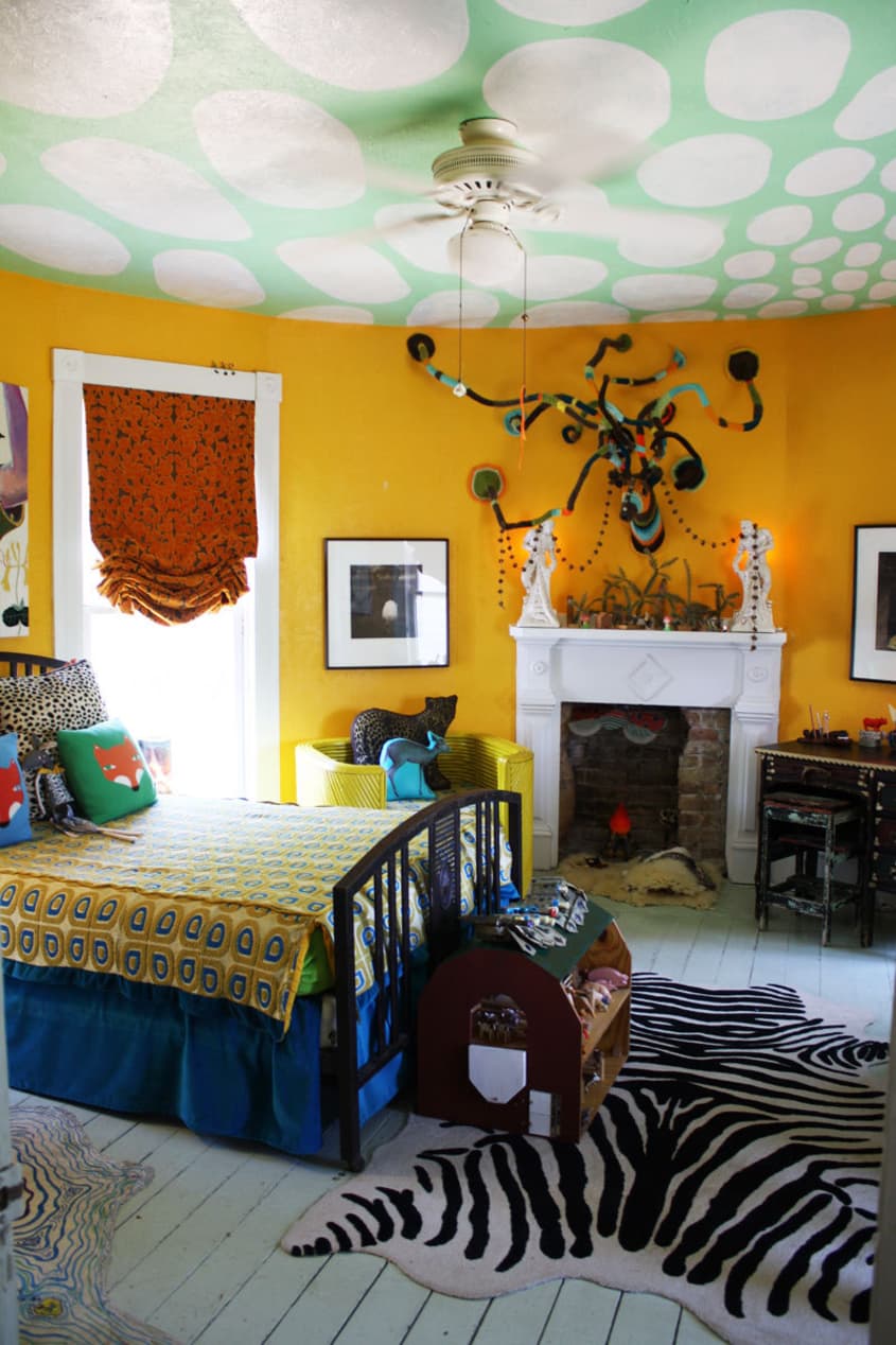 Elizabeth’s Colorful and Adventurous House | Apartment Therapy