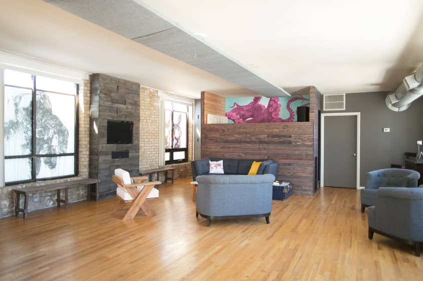 House Tour: A Clever DIY Loft in Chicago | Apartment Therapy