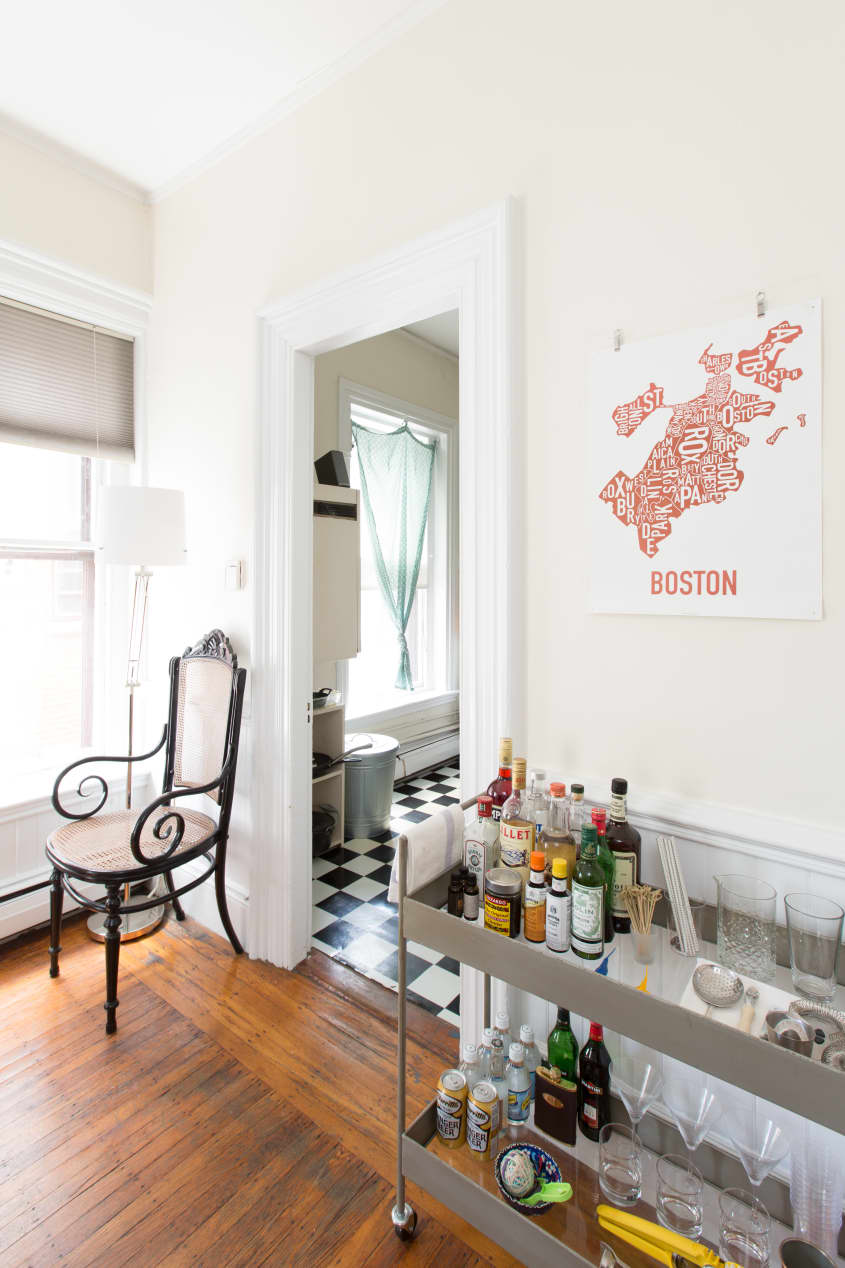 House Tour: Simple American Classic Style in Boston | Apartment Therapy
