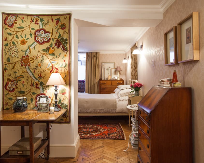House Tour: A Traditional English Victorian Apartment | Apartment Therapy