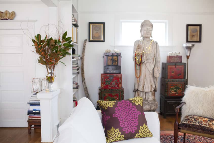 House Tour: An Artist's Soulful, Well-Lived Seattle Home | Apartment ...