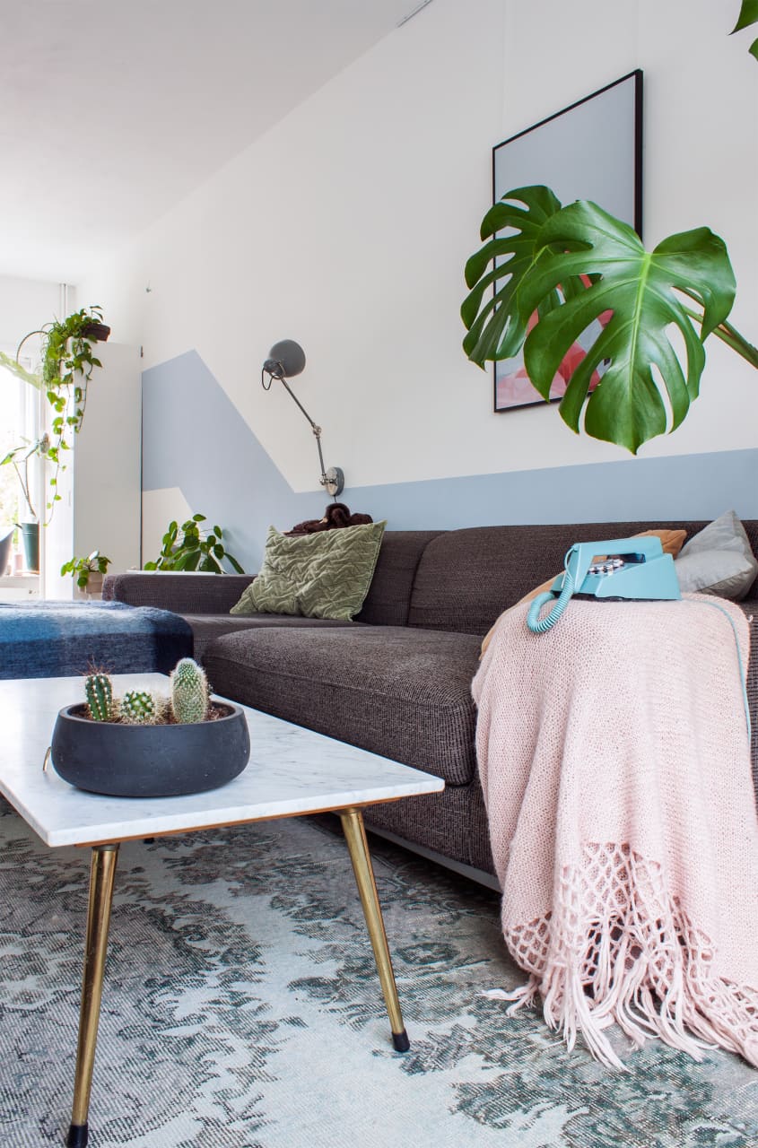 House Tour: A Dutch Home in Hues of Blue | Apartment Therapy