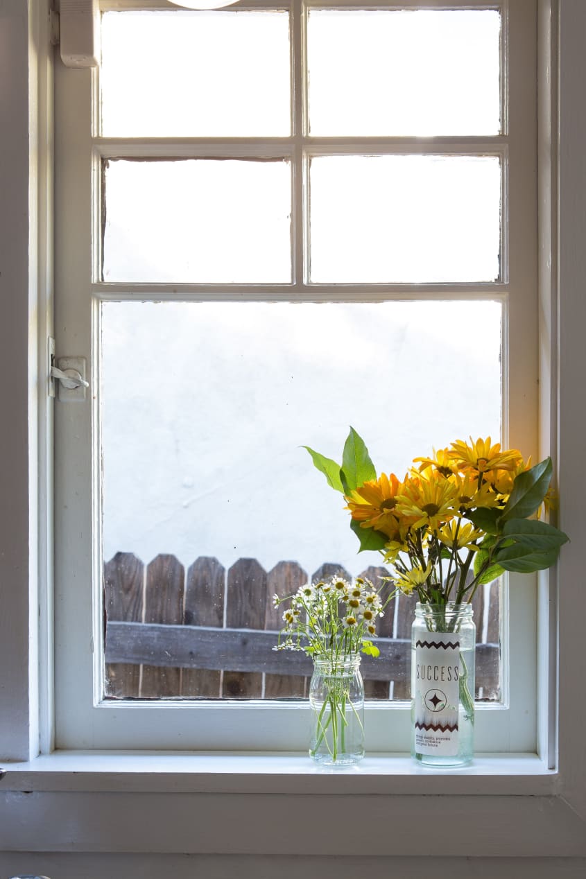 House Tour: A Calm and Comfortable California Cottage | Apartment Therapy