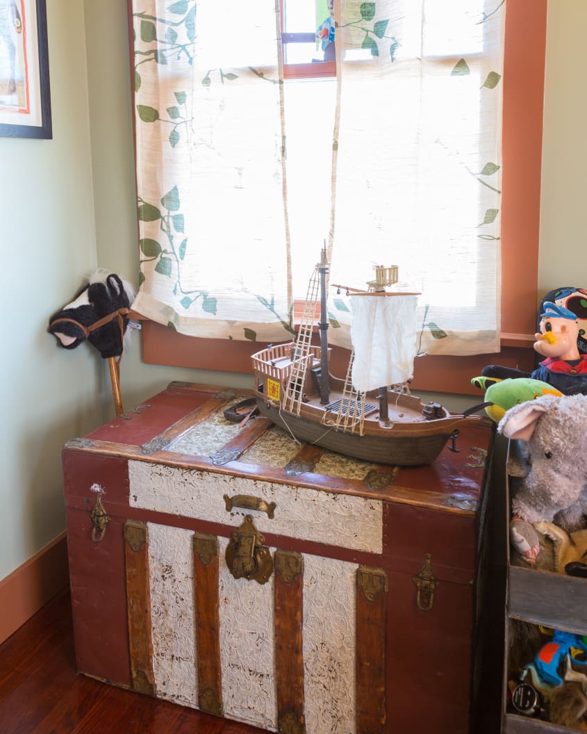 House Tour: A House Full of Reclaimed & Unusual Objects | Apartment Therapy