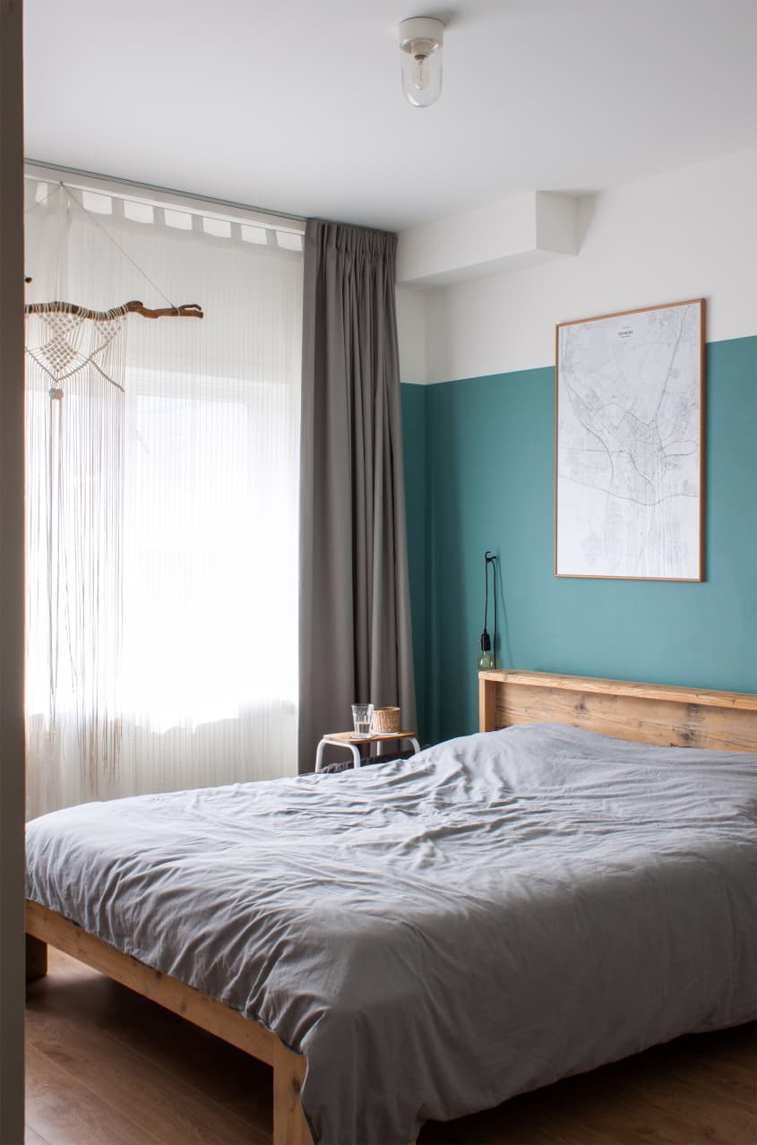 House Tour: A Dutch Home in Hues of Blue | Apartment Therapy